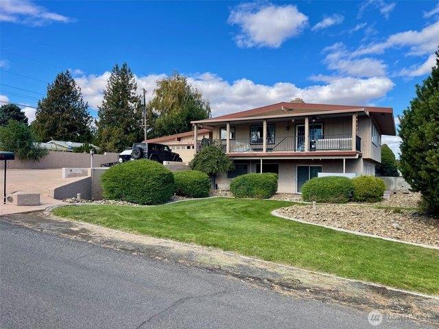 840 Braeburn Pl NW, Soap Lake, WA 98851