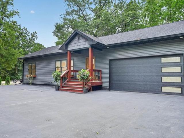 840 Grand Blvd, Evansdale, IA 50707