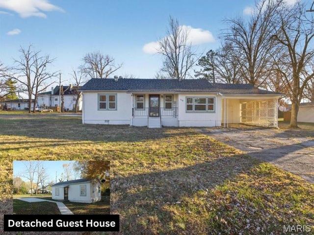 840 Dorris Ave, Mountain Grove, MO 65711