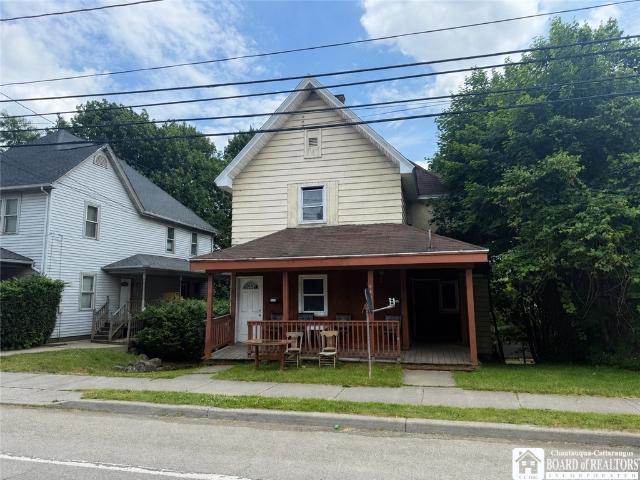 840 E 2nd Street