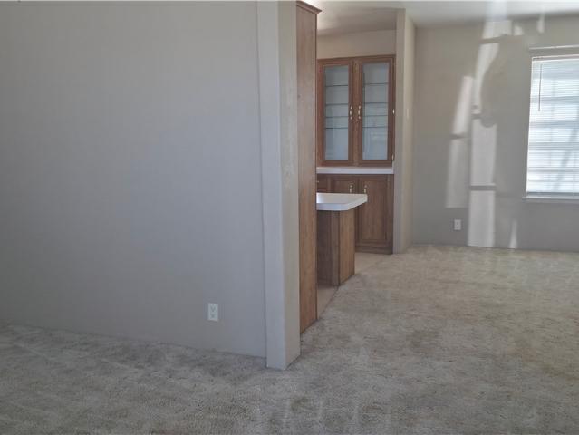 840 e country place road