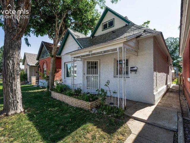 840 E Evans Avenue