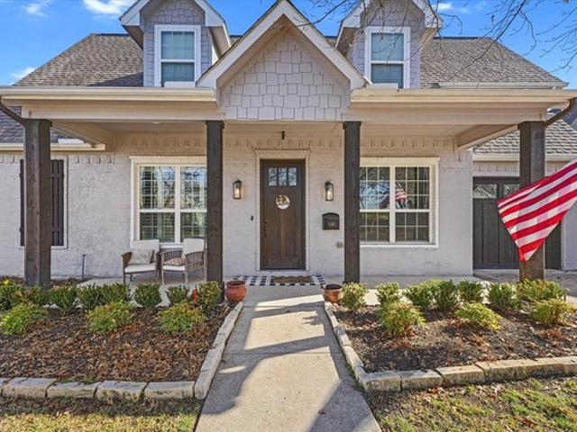 840 Edgefield Rd, Fort Worth, TX 76107