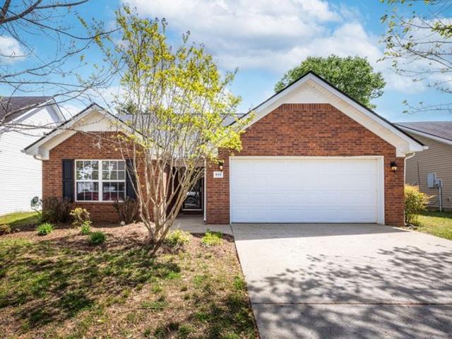 840 Kanatak Ln, Murfreesboro, TN 37128