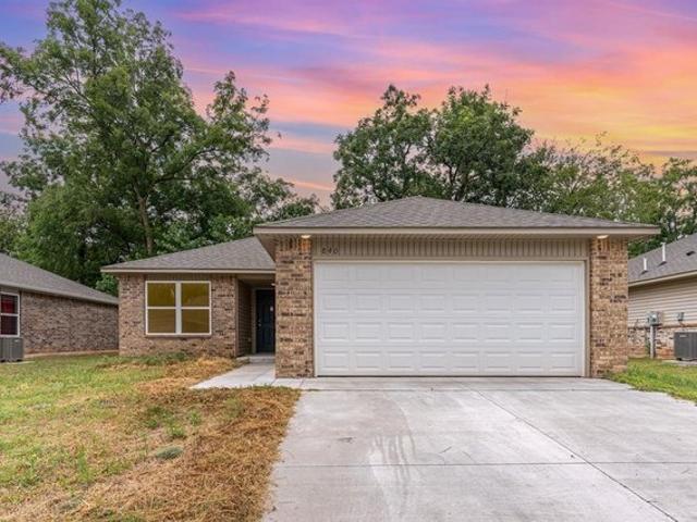 840 Highgarden Cir, Noble, OK 73068