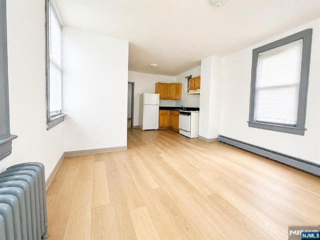 840 Mount Prospect Avenue # APT 1