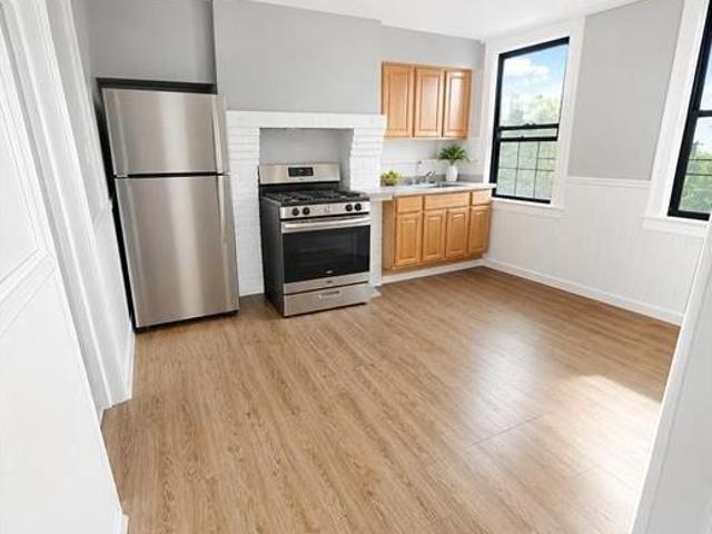 840 Mount Prospect Avenue # 3
