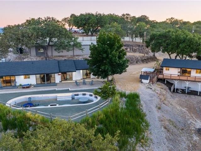 840 Madrone St, Paso Robles, CA 93446