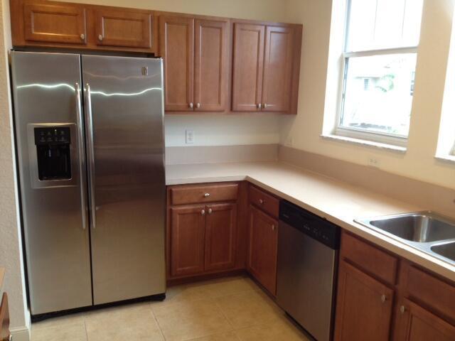 840 Marina Del Ray Ln, Unit 4, West Palm Beach, FL 33401 | MLS #B26011 | Compass