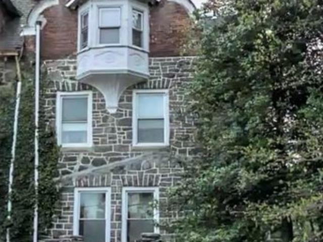 840 N 63rd St, Philadelphia, PA 19151
