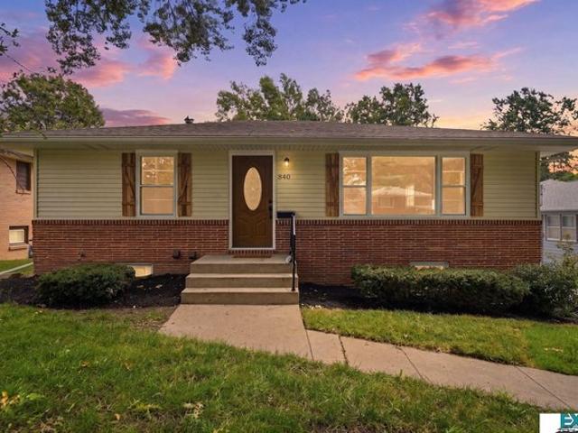 840 S 45th St, Lincoln, NE 68510
