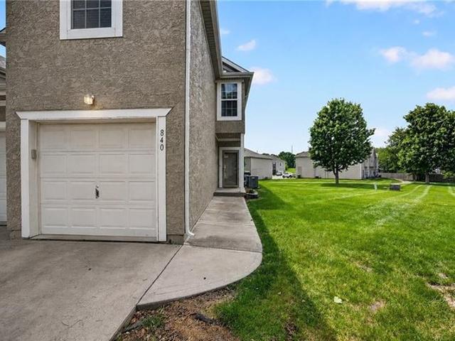 840 S Woodson Ct, Gardner, KS 66030