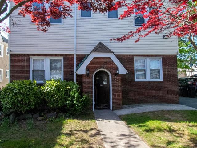 840 Seaman Avenue E 1E