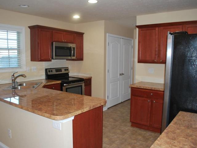 840 Sugarbush Trail