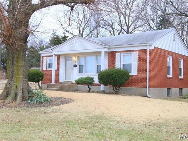 840 Pershall Rd, Florissant, MO 63031