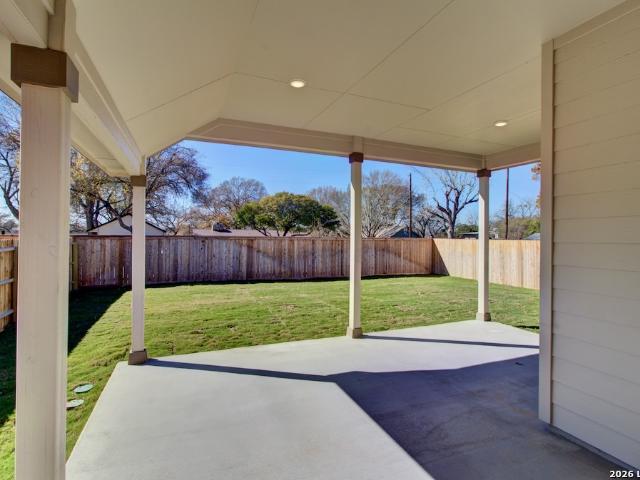 840 Pincushion Ln, New Braunfels, TX 78130 | MLS #1952 | Compass