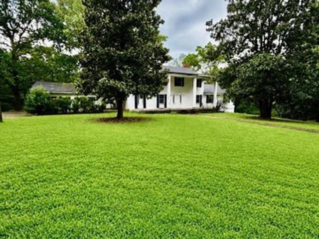 840 Quarry Rd, Tuscumbia, AL 35674