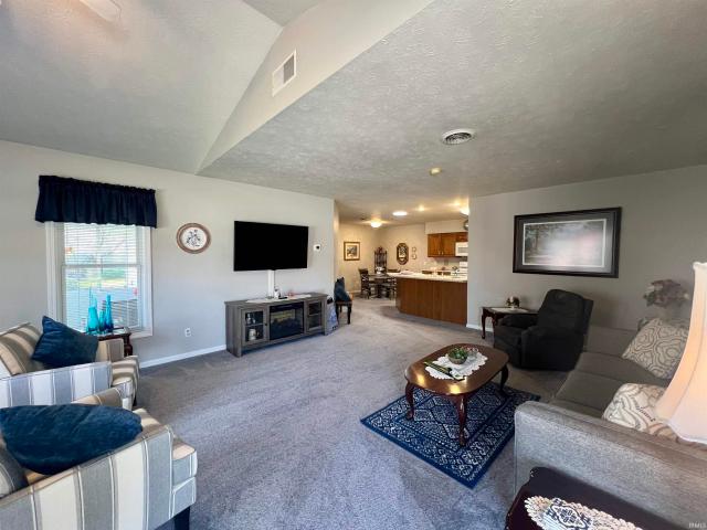840 Wanut Ridge W