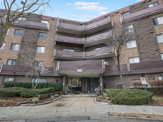 840 Wellington Ave Unit 306, Elk Grove Village, IL 60007
