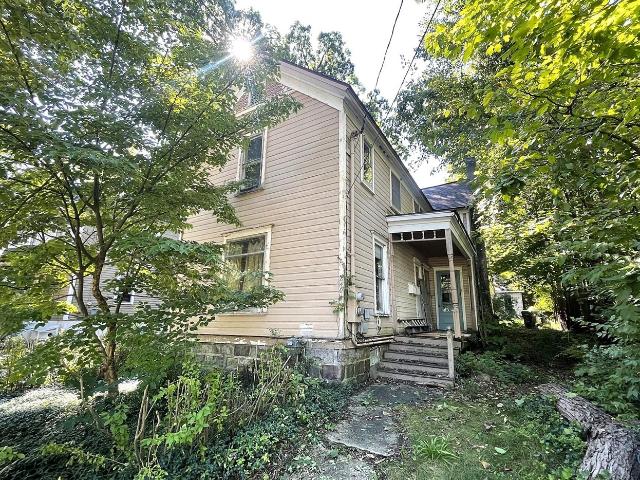 840 Village Street