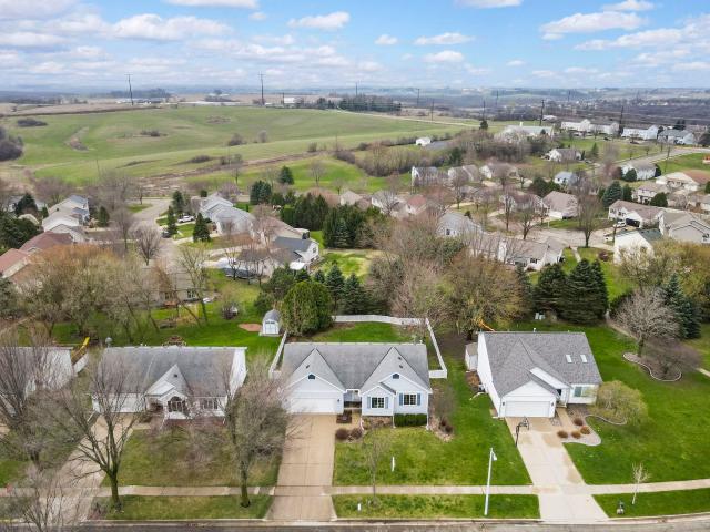 840 Vista Ridge Dr, Mount Horeb, WI 53572 | MLS #2018 | Compass