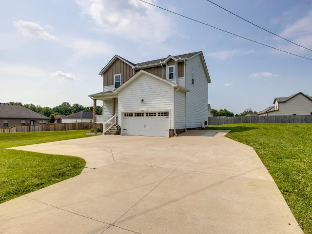 8415 Highway 25 E