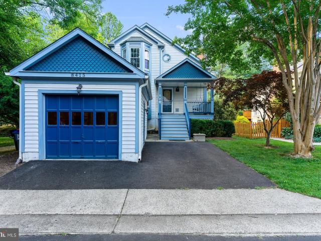 8415 Hollis Ln, Vienna, VA 22182 | MLS #VAFX2307