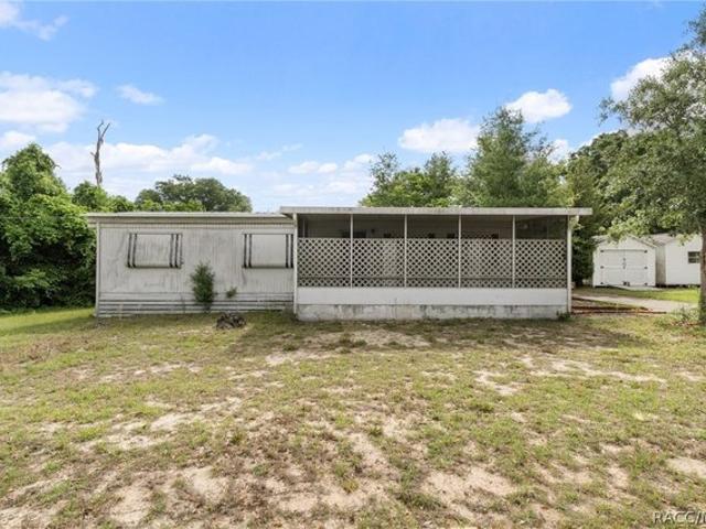 8415 S Linden Pt, Floral City, FL 34436