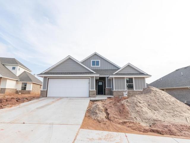 8416 Hazelwood Way, Edmond, OK 73034