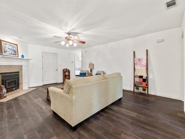 8416 Yellow Oak