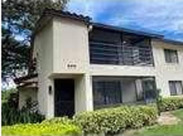 8418 Gardens Cir #8418, Sarasota, FL 34243