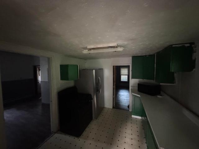 8418 Locust Pike