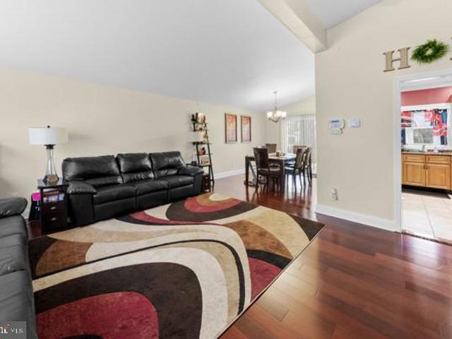 8410 Charlton Road