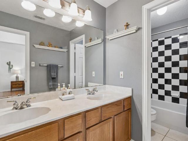 8410 Lexington Ct, Rowlett, TX 75089 | MLS #21284