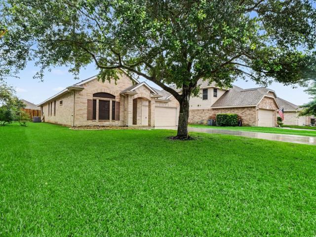 8410 Piping Rock