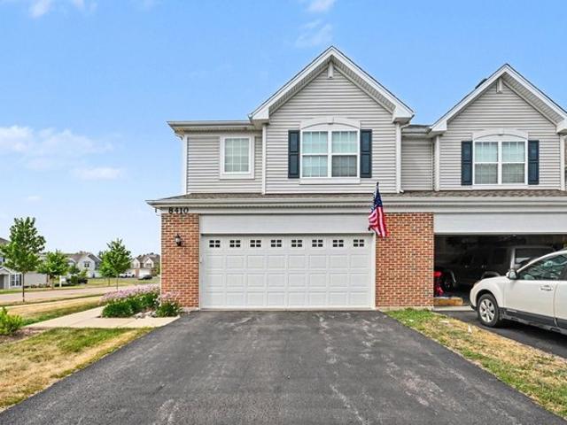 8410 Stillwater Rd, Wonder Lake, IL 60097