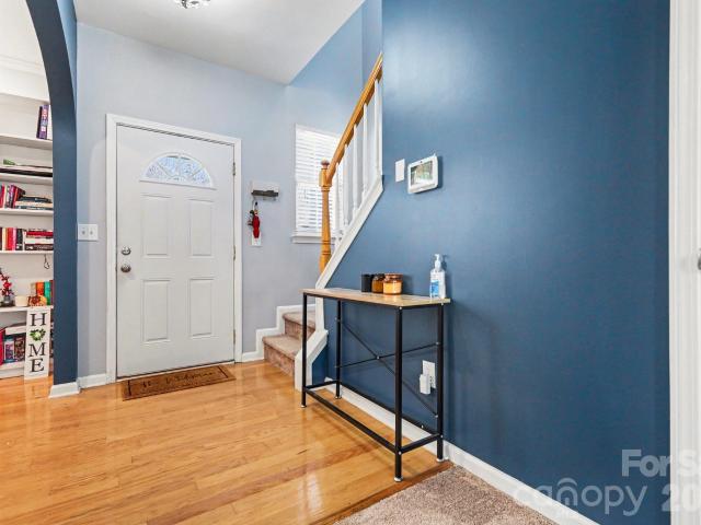 8411 Chaceview Court