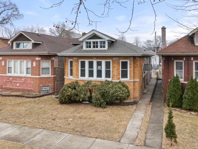8411 S Dante Ave, Chicago, IL 60619 | MLS #12598