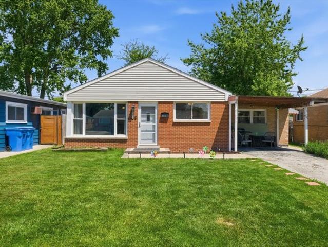 8411 S Knox Ave, Chicago, IL 60652
