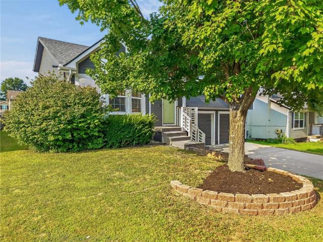 8412 NE 115th Terrace