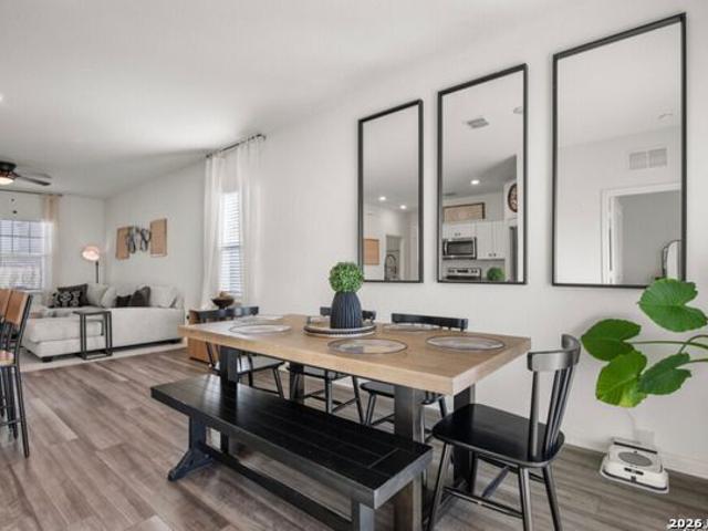 8412 Falcon Meadow, Converse, US, TX