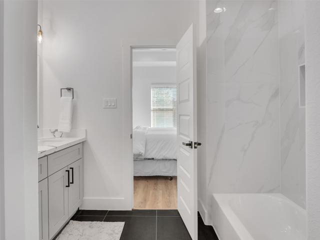 8412 Vera Lou St, Houston, TX 77051 | MLS #68787
