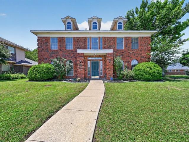 8413 Linda Vista Ct, Rowlett, TX 75088