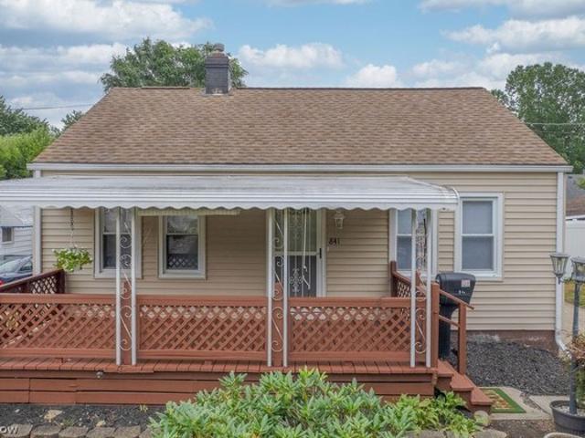 841 Caddo Ave, Akron, OH 44305