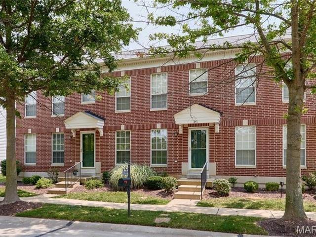 841 Boardwalk Springs Pl, O'Fallon, MO 63368
