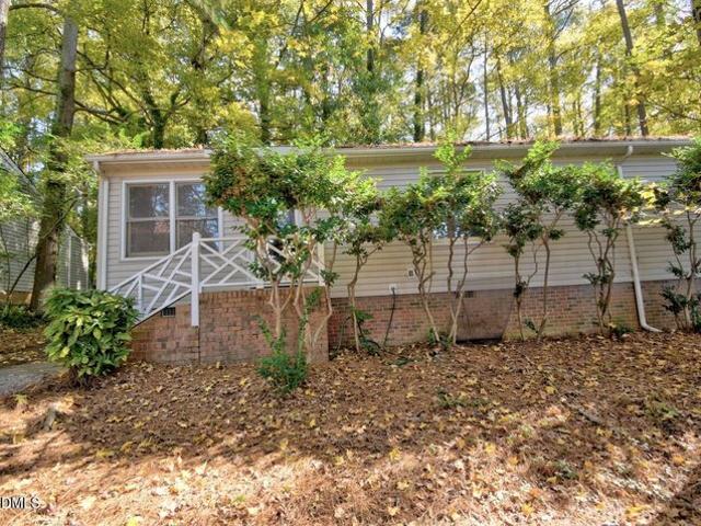 841 Barringer Dr, Raleigh, NC 27606