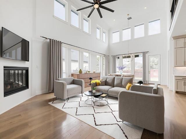 841 Bella Casa Drive