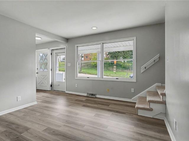 841 E Lutton St, New Castle, US, PA