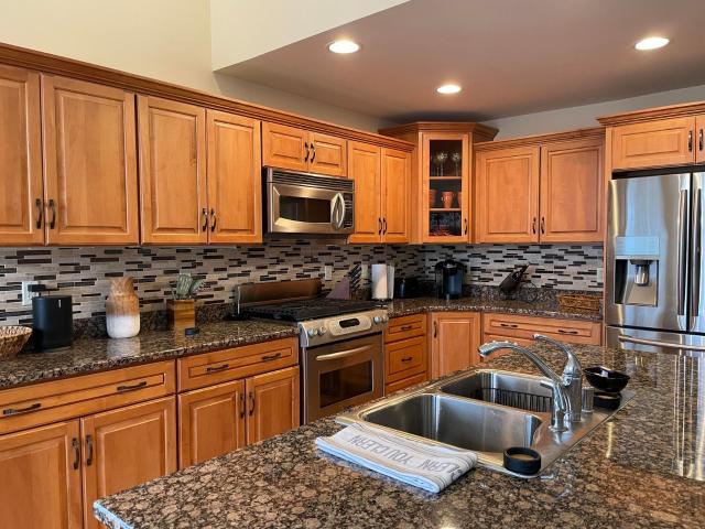 841 Eagleton Dr 4683, Geneva, WI