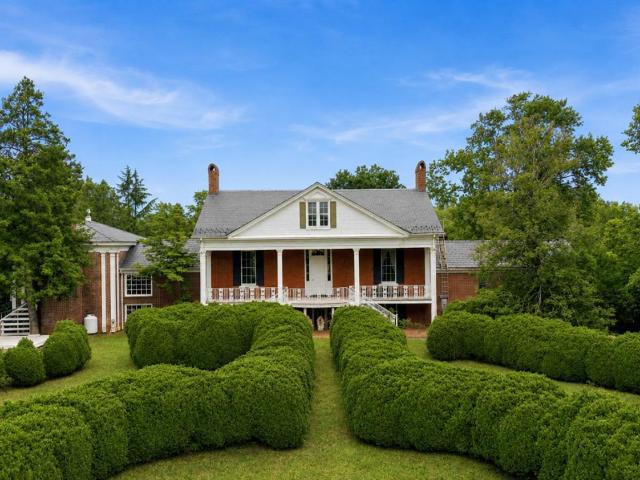 841 Earley Farm Road